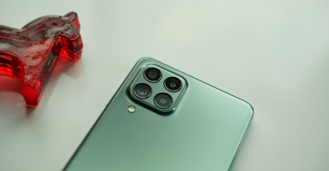 Samsung Galaxy M53 5G Review: A Missed Opportunity - Onsitego Blog