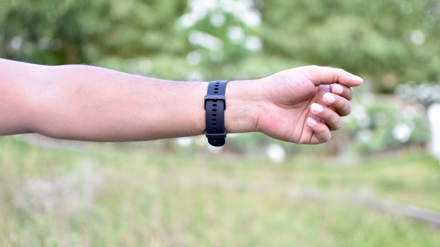 Realme TechLife Watch R100 Review: An Affordable Smartwatch With Great ...