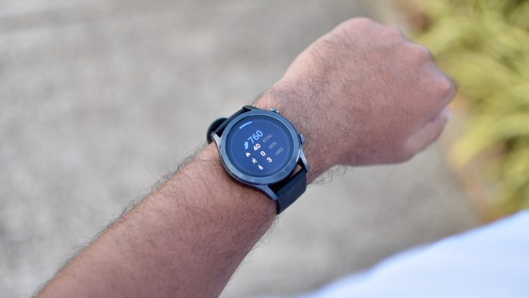 Realme TechLife Watch R100 Review: An Affordable Smartwatch With Great ...